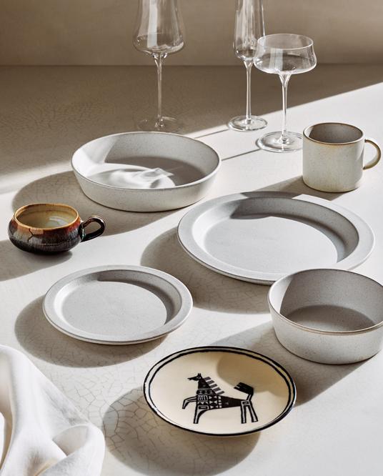 Modern Furniture Store & Contemporary Home Decor for Canada | CB2 Canada