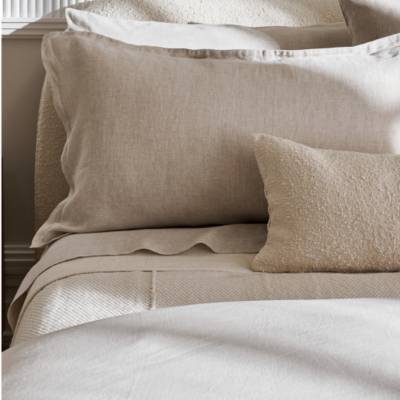 New Modern Bedding, Bath Towels & Bath Accessories | CB2