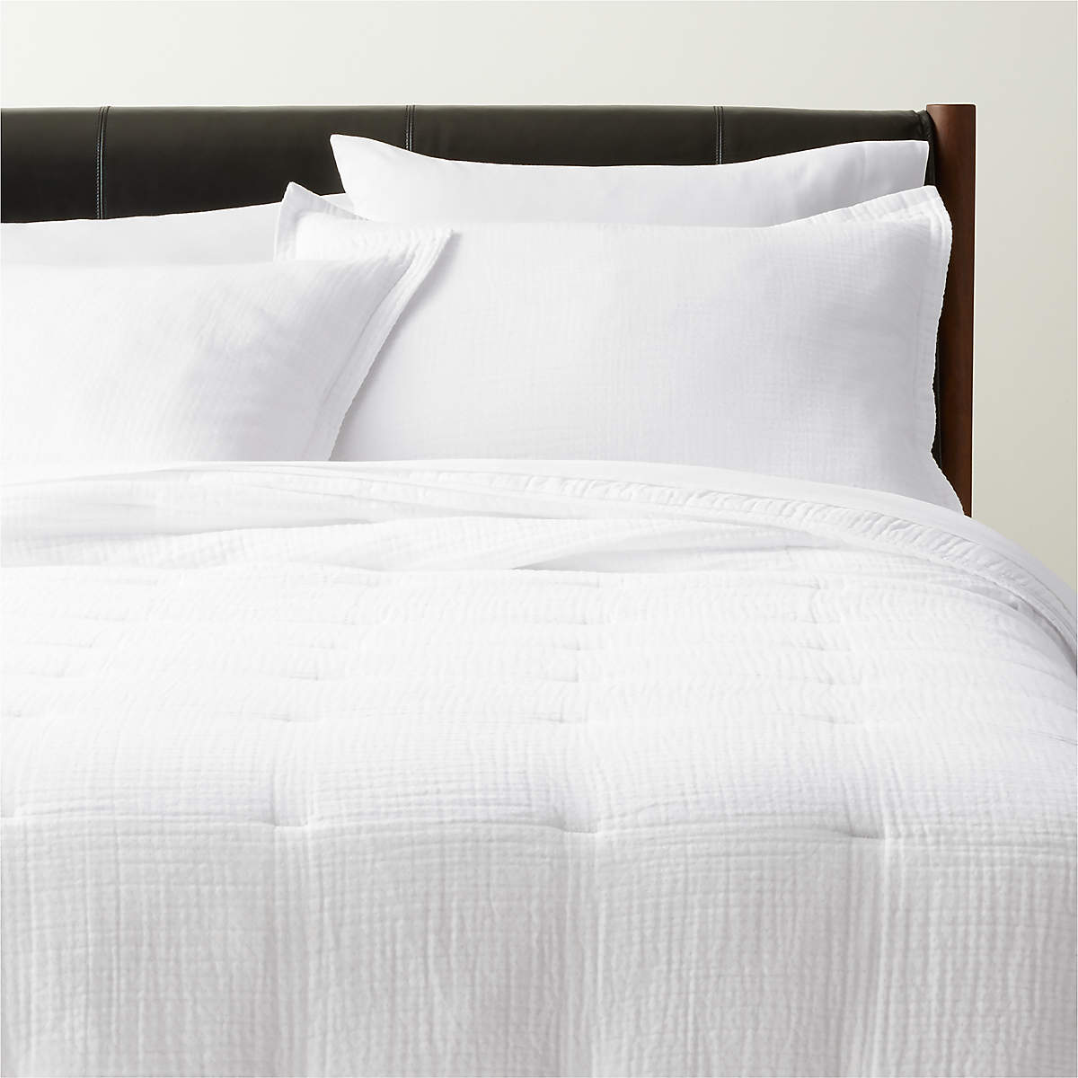 Alto Organic Cotton White Pillow Shams Set of 2 | CB2 Canada