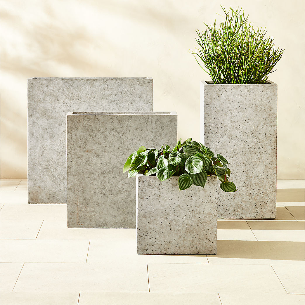 Modern Planters: Indoor Hanging Planters, Floor Planters & Planter ...