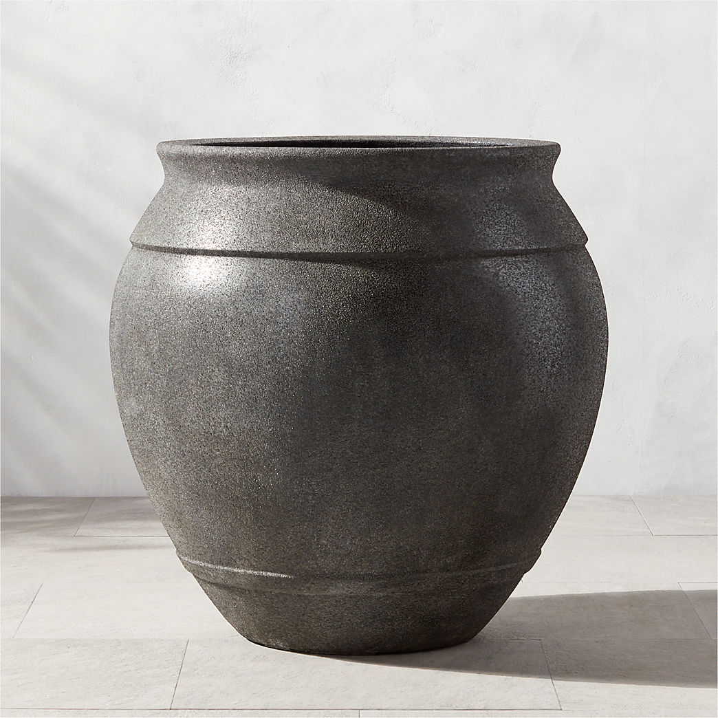 Modern Round Planter | CB2