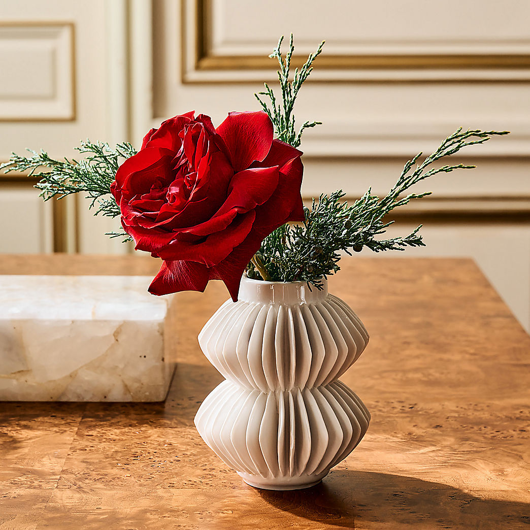 round vases | CB2 Canada