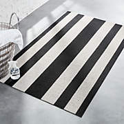 Chilewich Black and White Floor Mat + Reviews | CB2