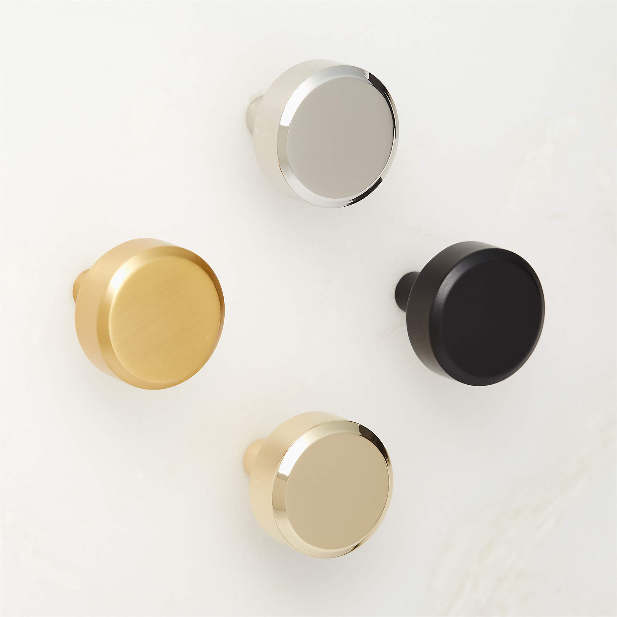 Curveaux Curved Round Knobs 1.25'' | CB2