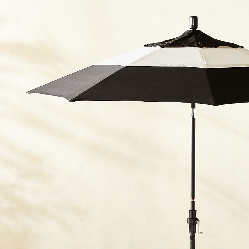 Modern Outdoor Patio Umbrellas: Porch Umbrellas & Umbrella Stands | CB2
