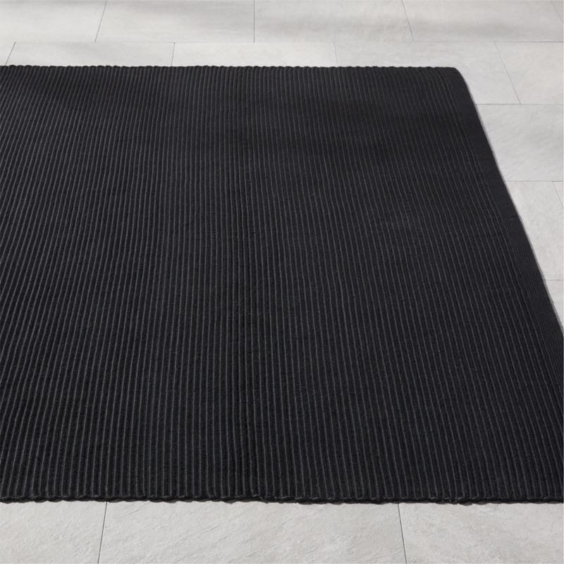 Diver Handwoven Ribbed Black Indoor/Outdoor Performance Area Rug 10'x14 ...