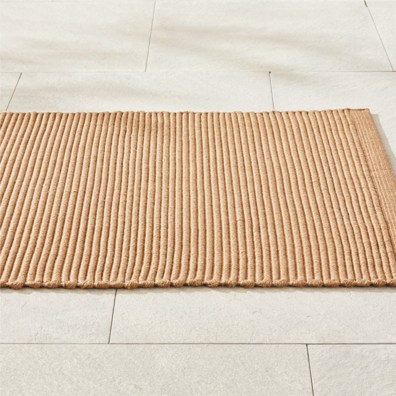 Diver Handwoven Ribbed Sand Indoor/Outdoor Performance Runner Rug 2.5 ...