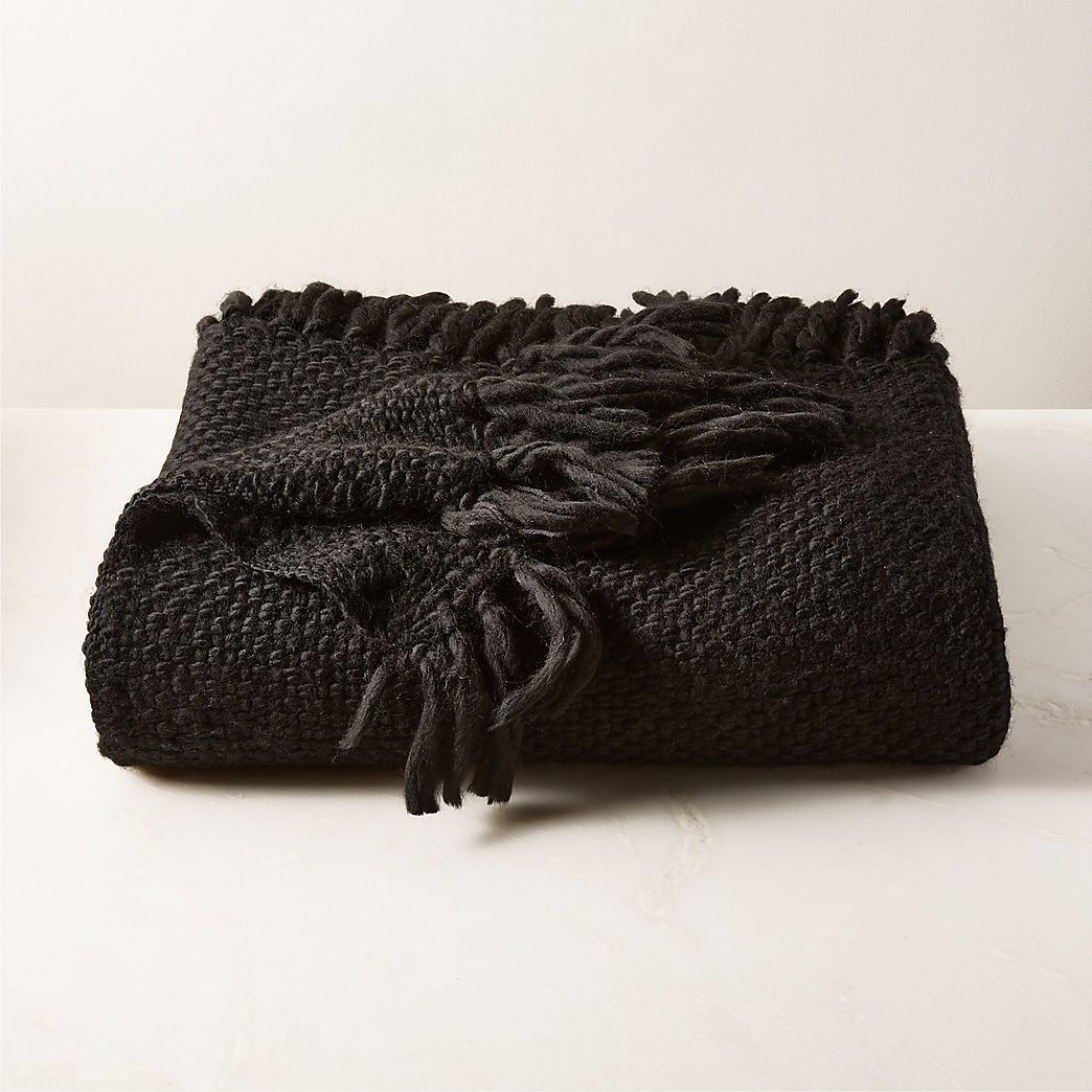Modern Throw Blankets: Fur Throws, Knit Throw Blankets, Wool Throws ...