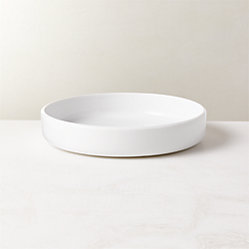 Mack Modern White Dinner Plate + Reviews | CB2 Canada