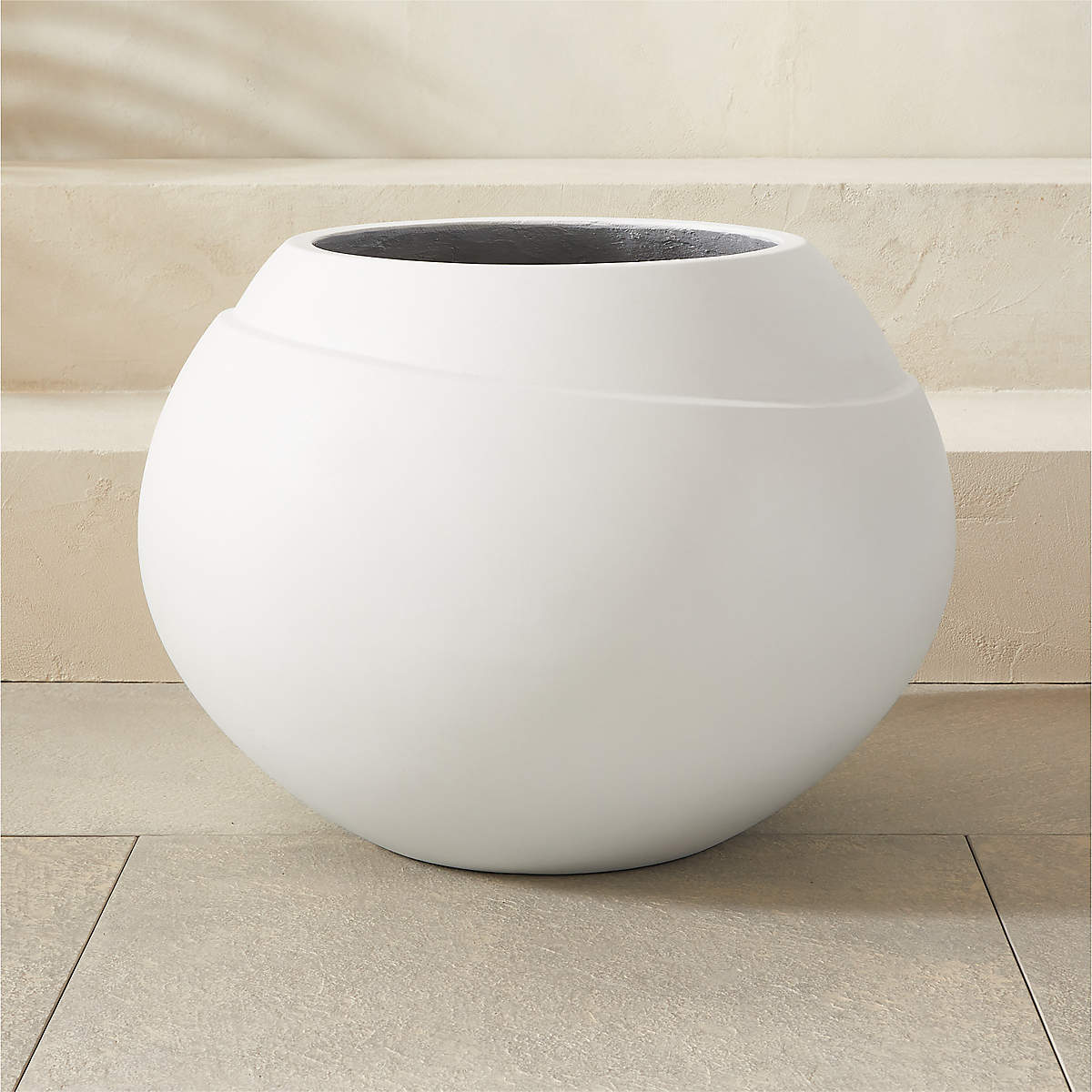 Ortice Round White Indoor/Outdoor Planter Short | CB2