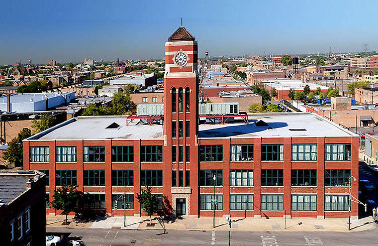 CB2 Corporate Office & Headquarters | Chicago, IL | CB2